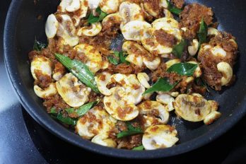 Mushroom Fry Recipe - Swasthi's Recipes