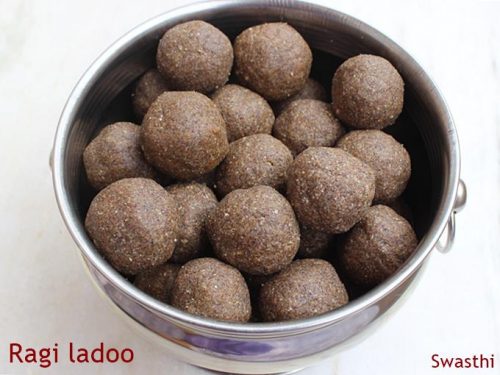 Ragi laddu | Nachni ladoo - Swasthi's Recipes