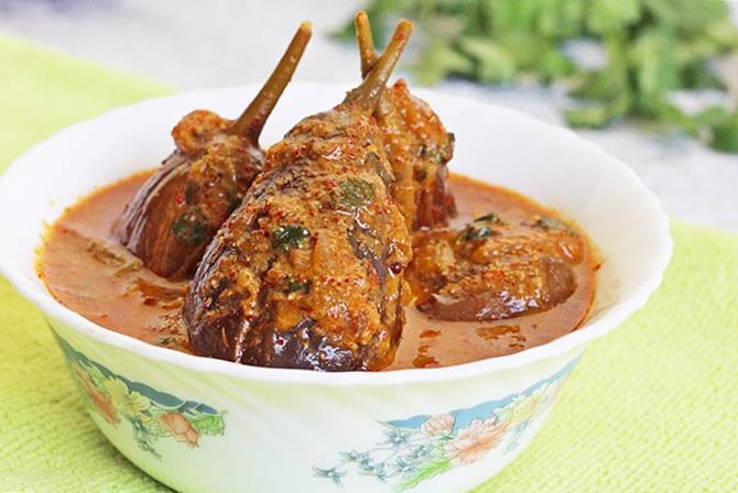 Gutti vankaya kura or curry | Stuffed brinjal curry for biryani, rice ...