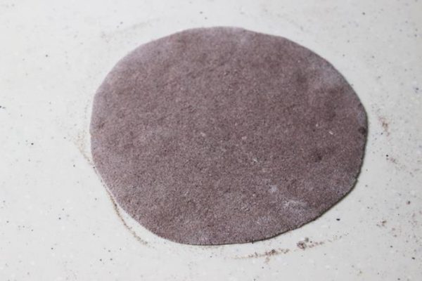 Ragi roti recipe (Ragi rotti - 2 ways) - Swasthi's Recipes