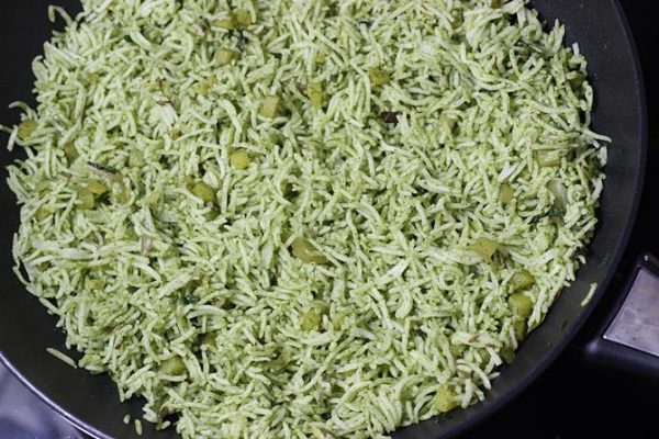 Palak Rice Recipe (Spinach Rice) - Swasthi's Recipes