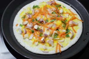 Egg dosa recipe | How to make egg dosa (mutta dosai)