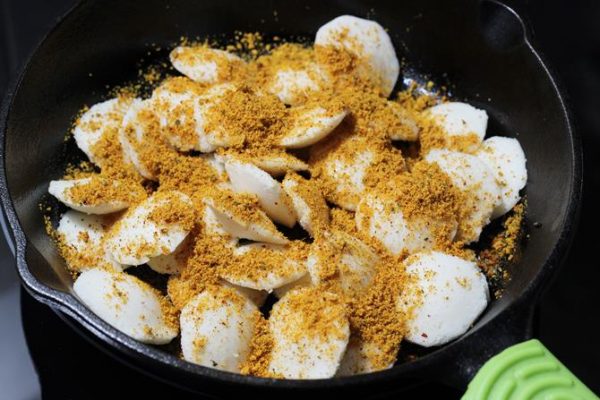 Podi Idli Recipe (Podi Mini Idli) - Swasthi's Recipes