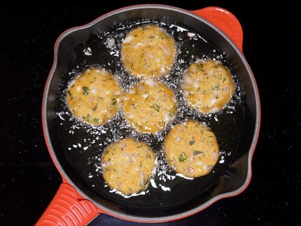 Bread Vada Recipe (Air Fryer & Oven Options) - Swasthi's Recipes