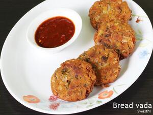 Bread Vada Recipe - Swasthi's Recipes