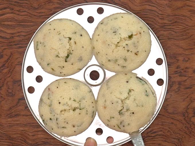 Rava idli recipe - Swasthi's Recipes