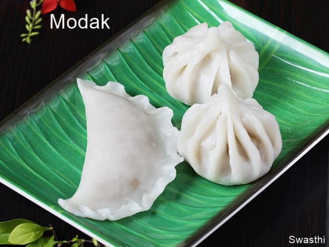 Modak Recipe With & Without Mould - Swasthi's Recipes