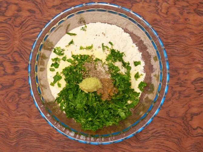 Thepla Recipe - Swasthi's Recipes