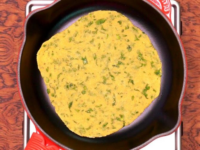 Thepla Recipe - Swasthi's Recipes