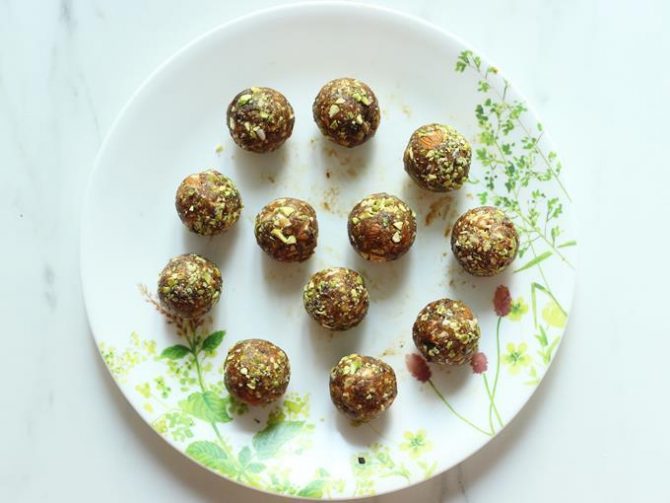 Dry Fruit Laddu (Dry Fruit Ladoo) - Swasthi's Recipes