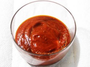 Garlic chutney (red chutney recipe) - Swasthi's Recipes