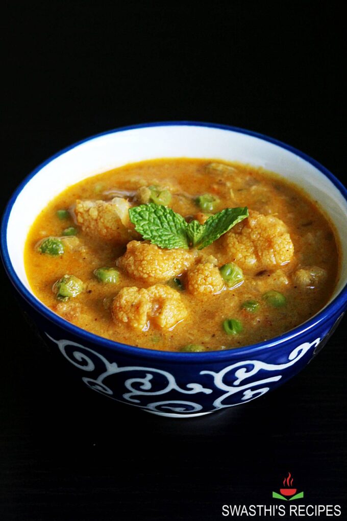 Cauliflower Kurma Recipe (Cauliflower Korma) - Swasthi's Recipes
