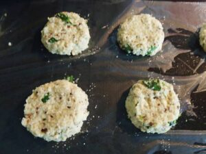 Alasanda Vada | Black Eyed Pea Fritters - Swasthi's Recipes