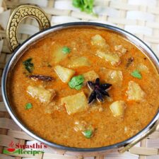 Potato Kurma (Aloo Kurma Recipe) - Swasthi's Recipes