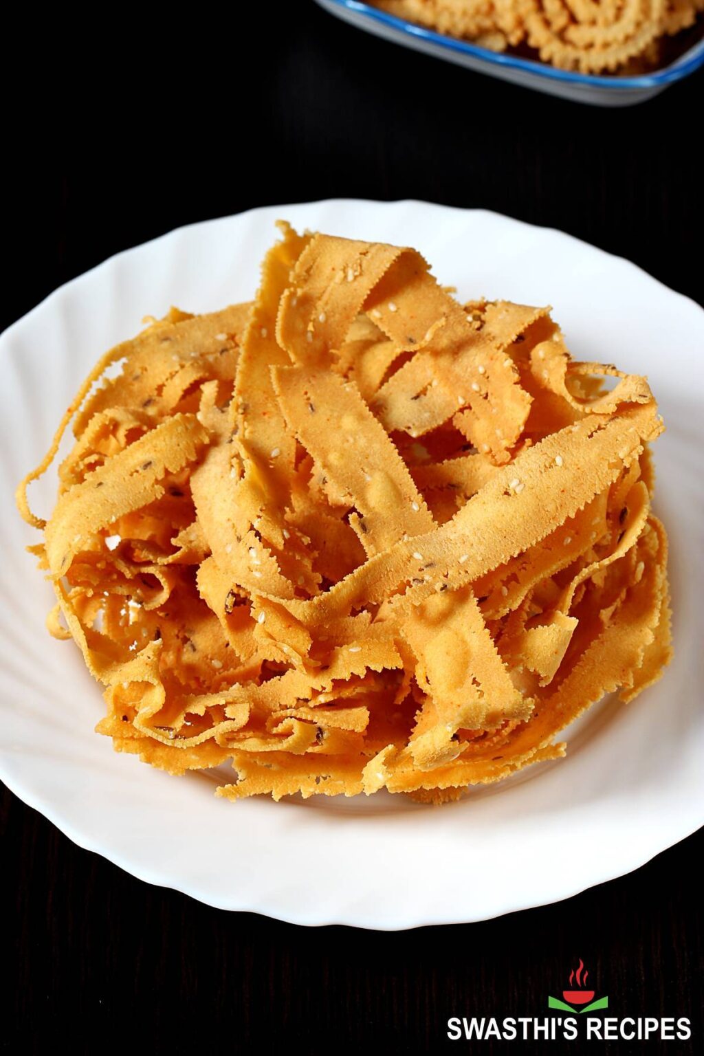 Ribbon Pakoda (Ribbon Murukku, Aaku Pakodi)