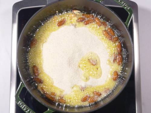 Sooji Halwa Recipe (Indian Halwa) - Swasthi's Recipes