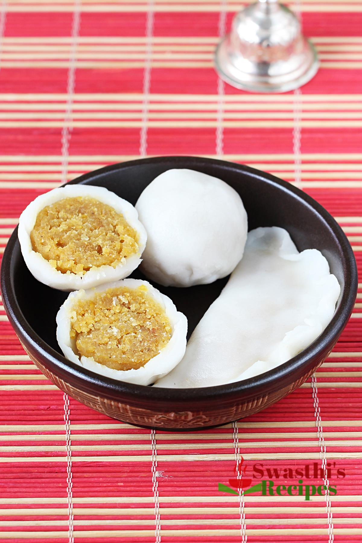 Poornam Kudumulu (Sihi Kadubu Recipe) - Swasthi's Recipes