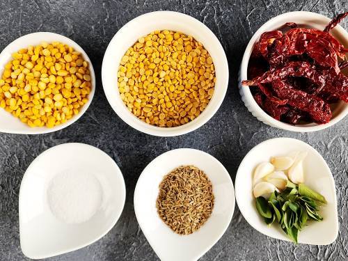 Gun Powder Recipe (Paruppu Podi) - Swasthi's Recipes