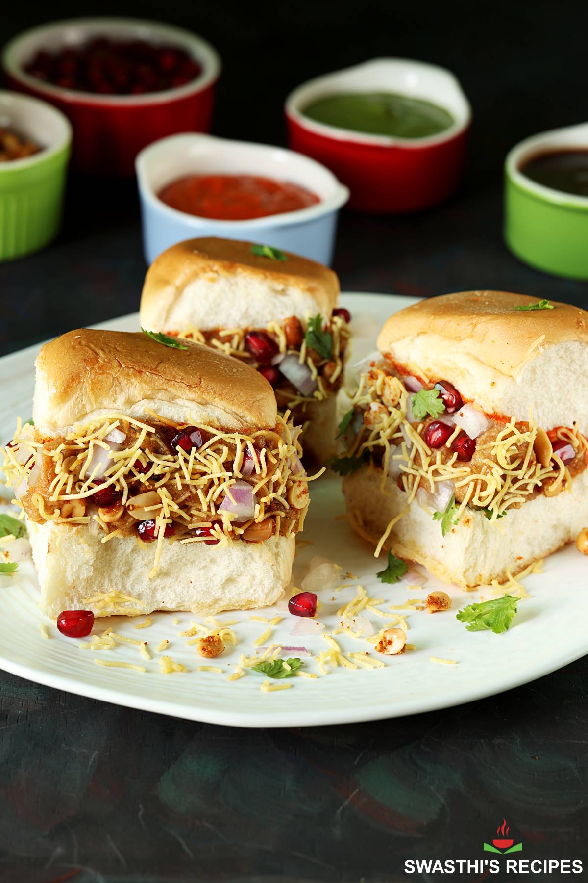 Dabeli Recipe - Swasthi's Recipes