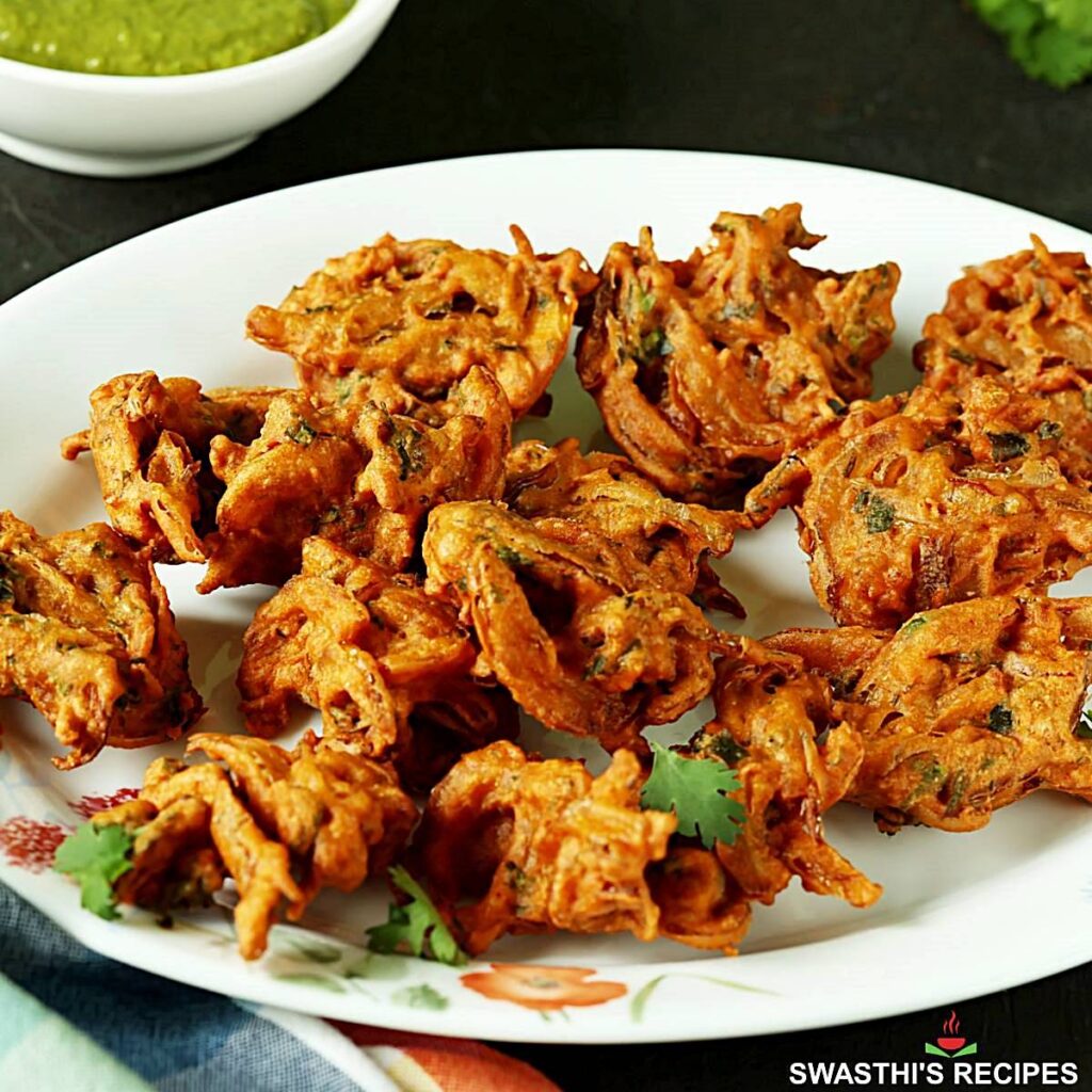 Onion Bhaji Recipe (Restaurant Style) - Swasthi's Recipes